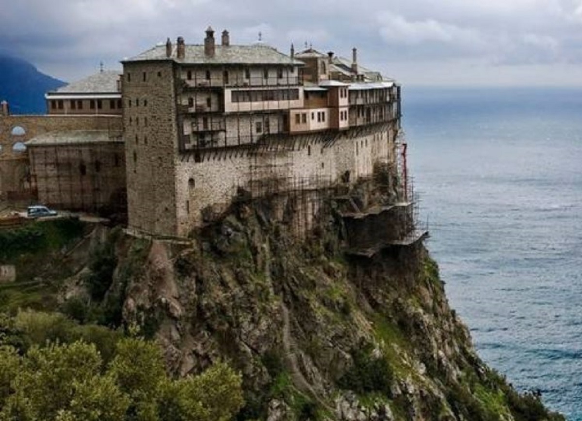 Δείτε την απίστευτη φωτογραφία από το Άγιο Όρος! | Dogma