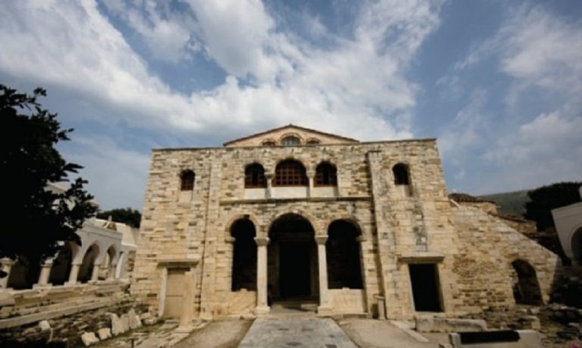Παναγίας Εκατονταπυλιανή: Γιατί η 100η πύλη εξακολουθεί να είναι αόρατη ...