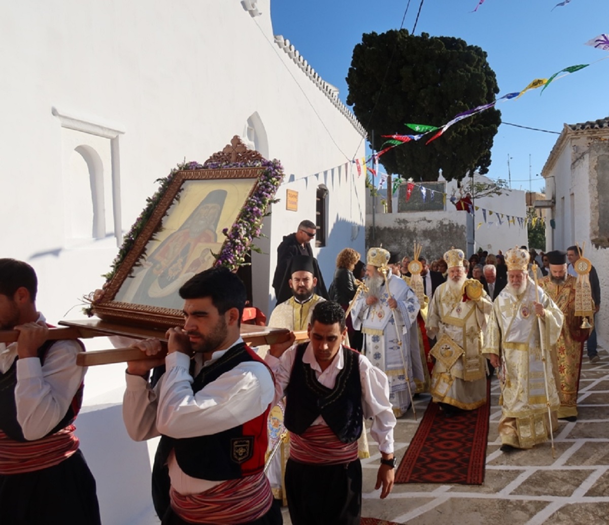 Λαμπρά εγκαίνια Ι.Ν Μεταμορφώσεως Σωρτήρος στη Κύθνο | Dogma