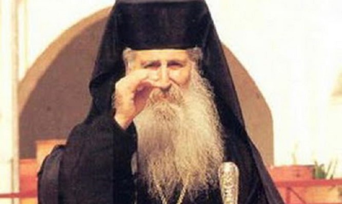 Kαθηγητής ιατρικής περιγράφει τη συνάντησή του με τον Γέροντα Ιακωβο ...