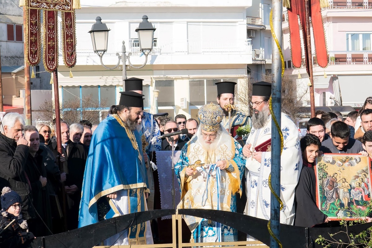 Λαμπρός εορτασμός Θεοφανείων στα Γιαννιτσά | Dogma