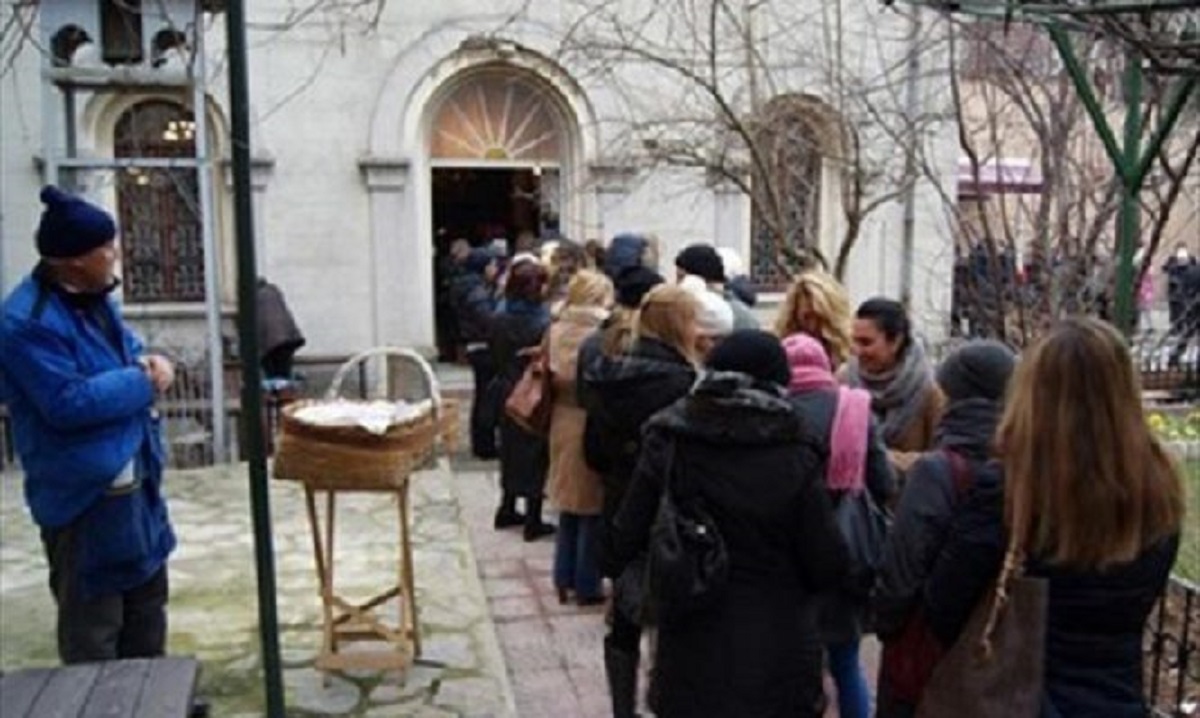 Γιατί οι Τούρκοι προσεύχονται στην Παναγία Βεφά της Κωνσταντινούπολης ...