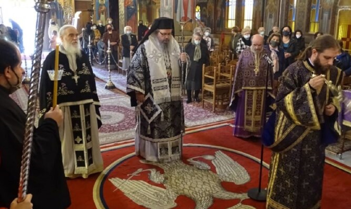 Προηγιασμένη θεία λειτουργία στον Άγιο Γεώργιο Λαρίσης | Dogma
