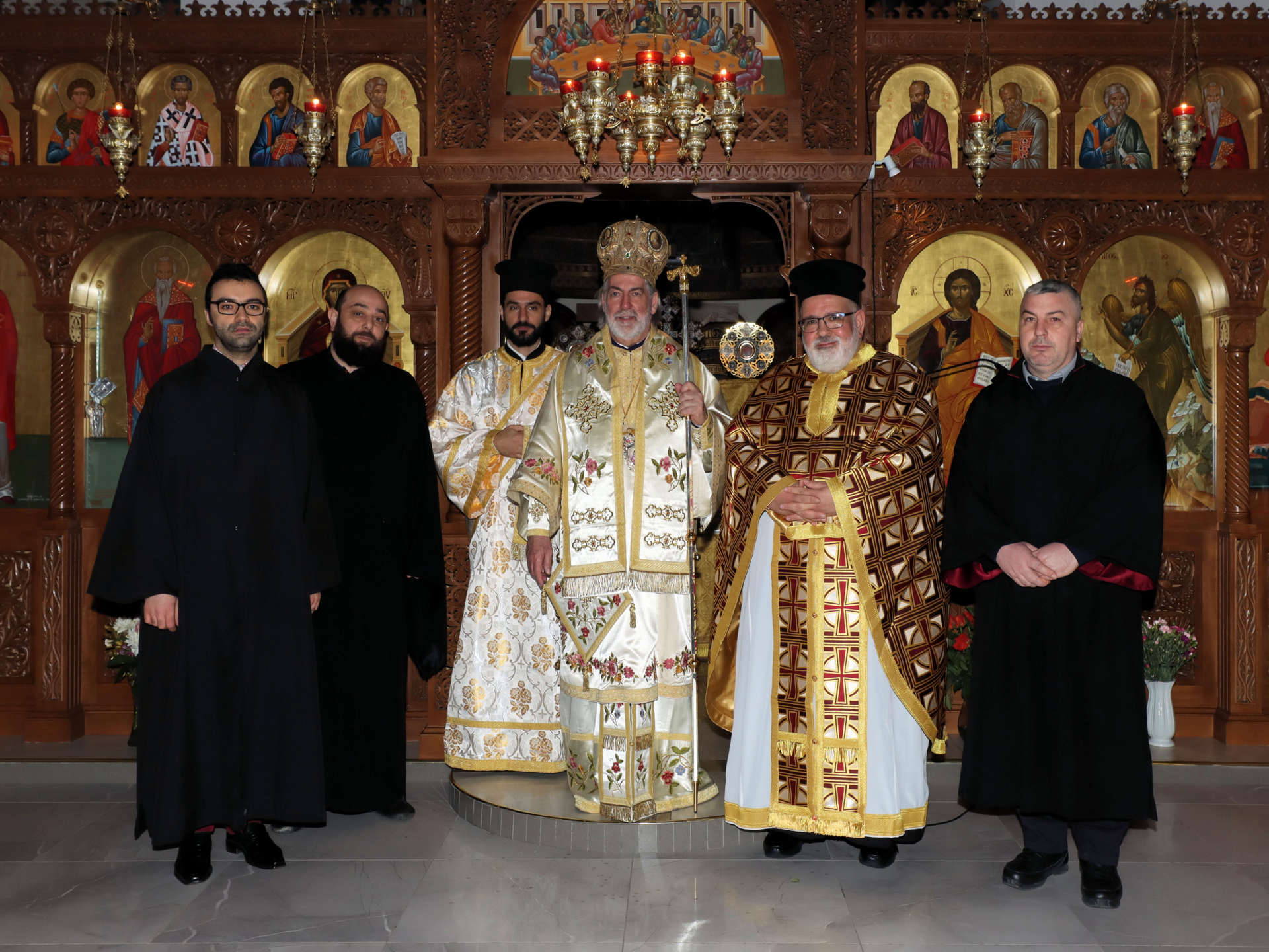 Ο Αρχιεπίσκοπος Θυατείρων και Μεγάλης Βρετανίας στον Άγιο Χαράλαμπο ...