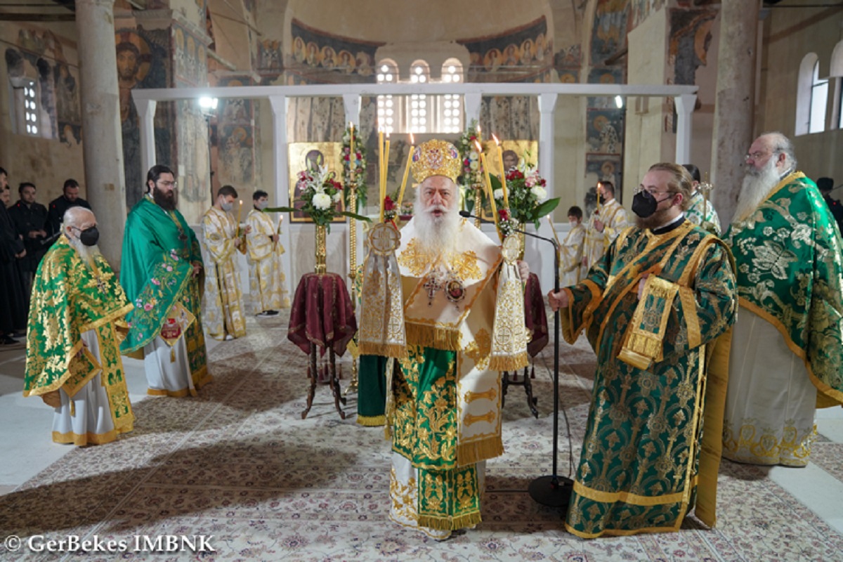 Κυριακή της Σταυροπροσκυνήσεως στον Παλαιό Μητροπολιτικό Ναό της ...