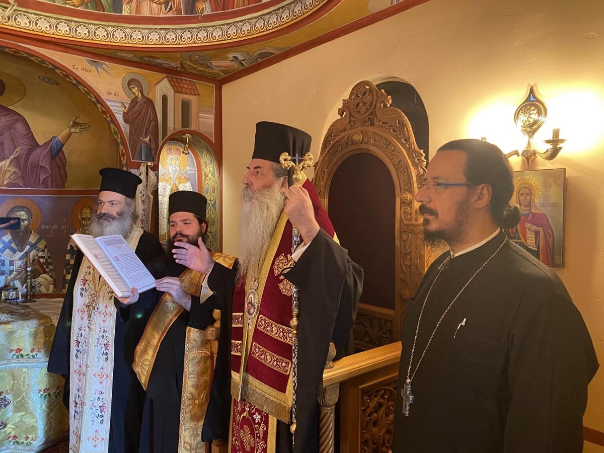Πειραιώς Σεραφείμ: Επιμνημόσυνη δέηση για τον μακαριστό προκάτοχό του ...
