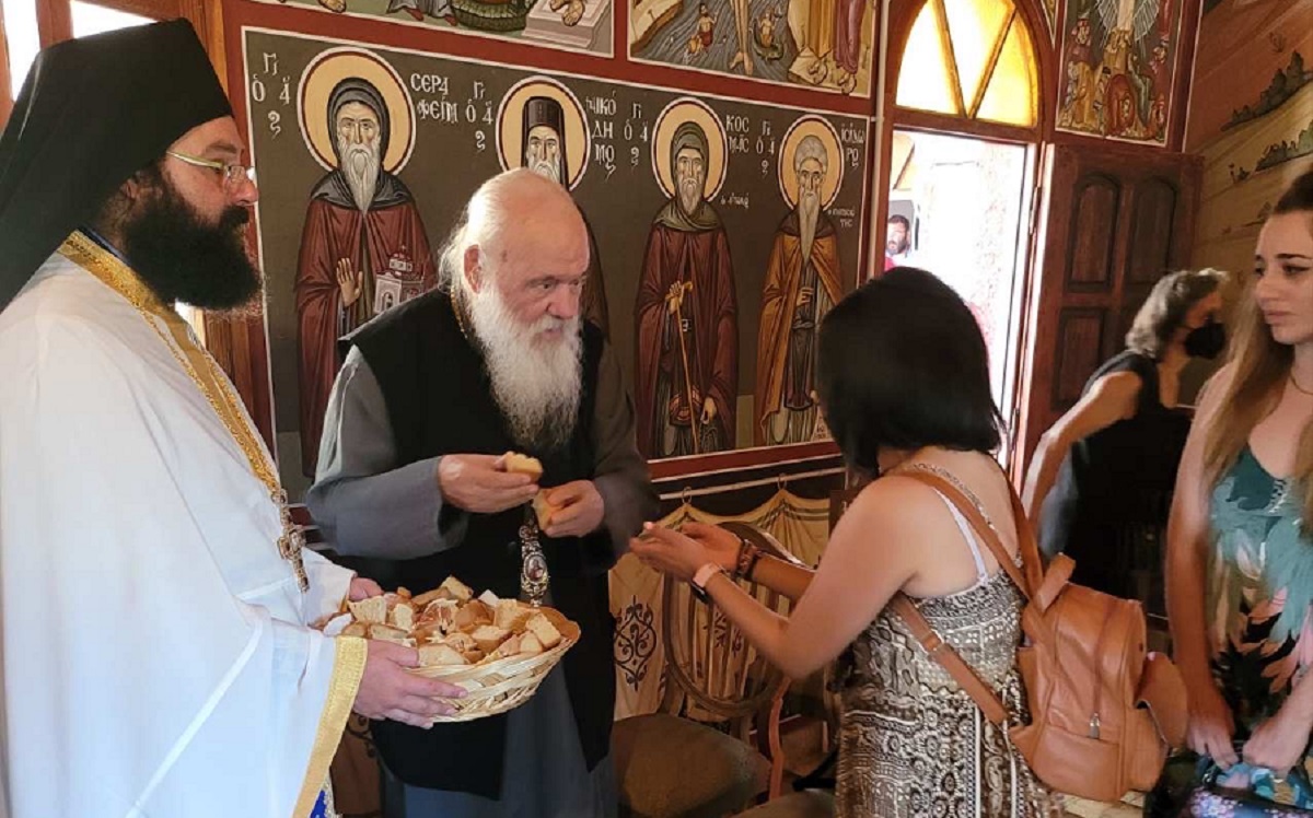 Στη νήσο Άμπελο όπου ασκήτευσε ο Όσιος Λουκάς ο Αρχιεπίσκοπος | Dogma