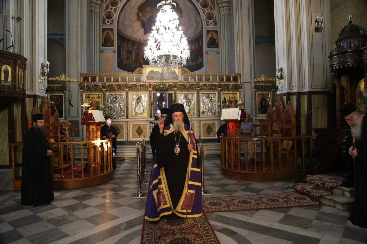 Ναυπάκτου Ιερόθεος: Η Θεοτόκος είναι η κορυφή και η τελείωση κάθε αγίου ...