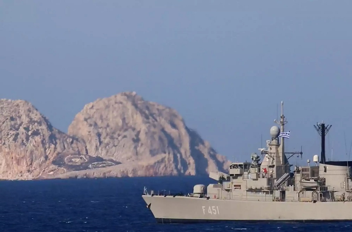 Η Ελλάδα «τρολάρει» την Τουρκία: Έστειλε τη φρεγάτα «Λήμνος» σε ΝΑΤΟϊκή ...
