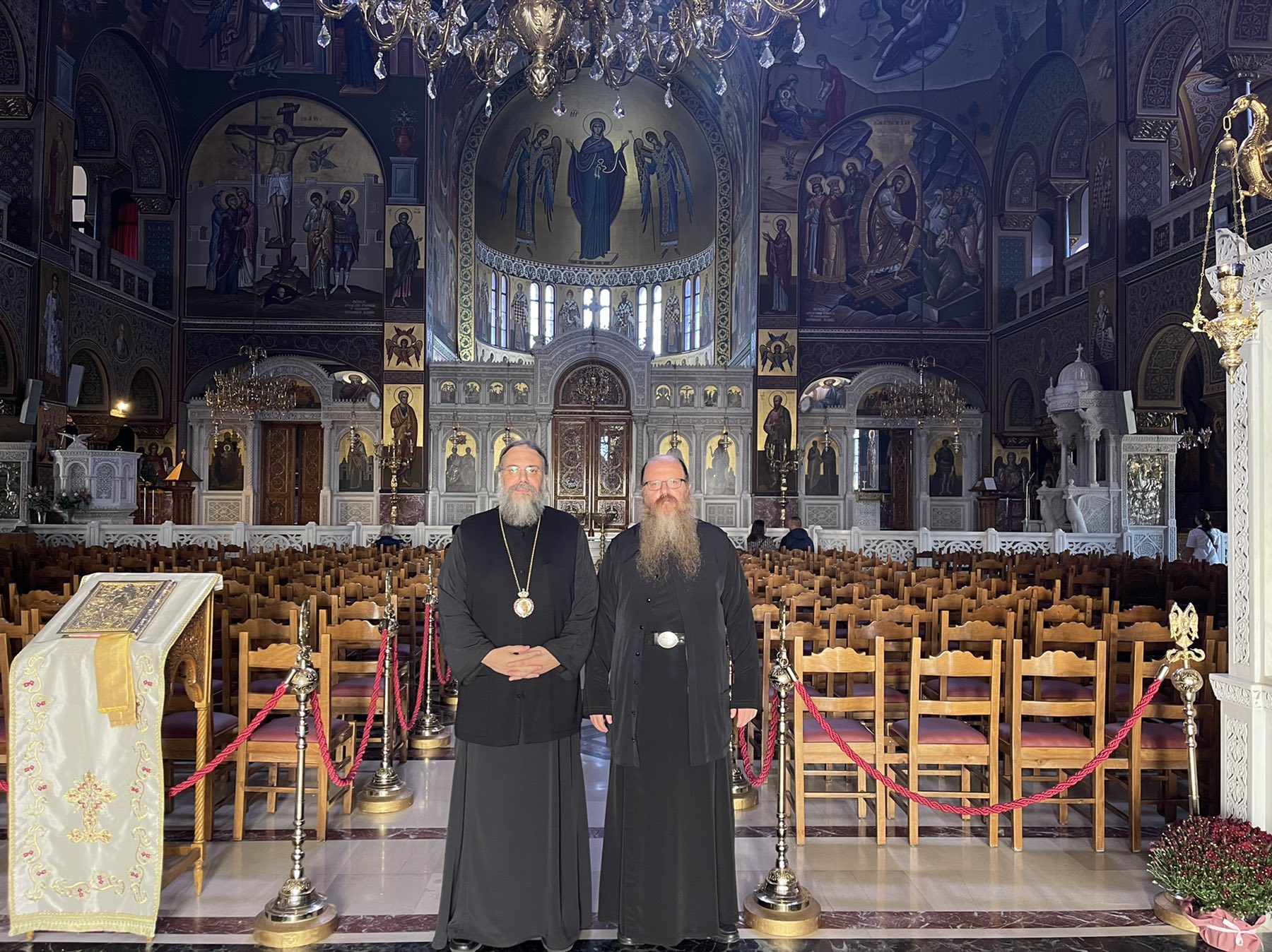 Ο Τρίκκης Χρυσόστομος στον Ι. Ν. Αγ. Τριάδος Πειραιώς (ΦΩΤΟ) | Dogma