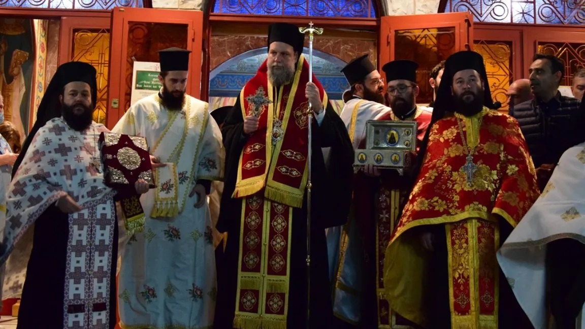Μεθέορτιος Εσπερινός και λιτάνευση της Εικόνας του Αγ. Νεκταρίου στο ...
