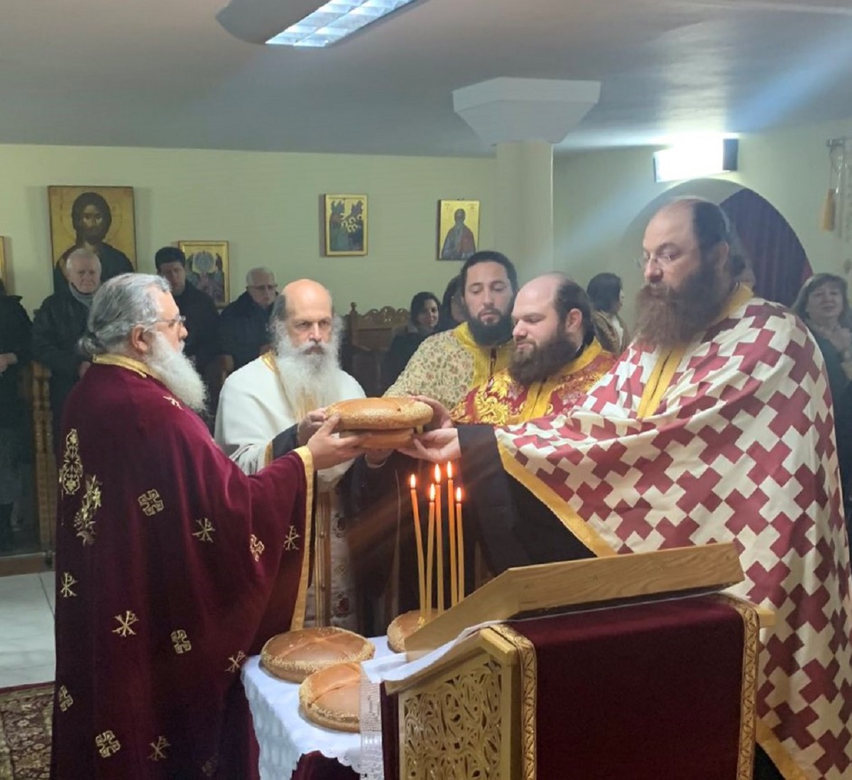 Λαμπρή εορτη Αγίων Ακύλα και Πρίσκιλλας στη Μητρόπολη Εδέσσης | Dogma