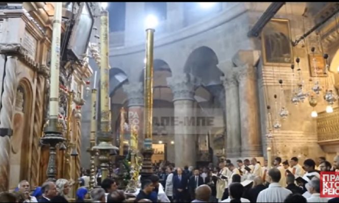 Ιερουσαλήμ: Οι Kαθολικοί παρακολούθησαν τη λειτουργία του Πάσχα στον ...