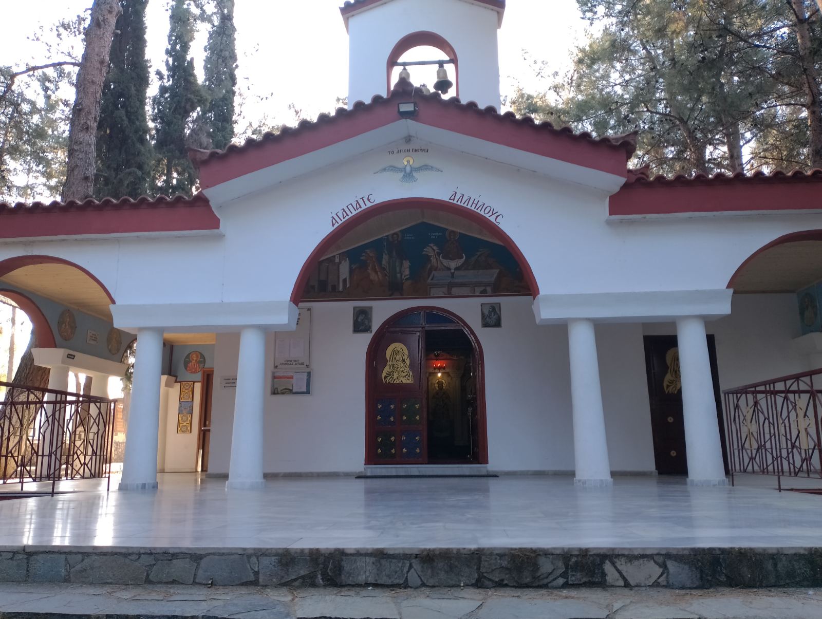 Πρόγραμμα Ι. Ακολουθιών μηνός Απριλίου στον Ι. Ν. Ζωοδόχου Πηγής Άλσους ...