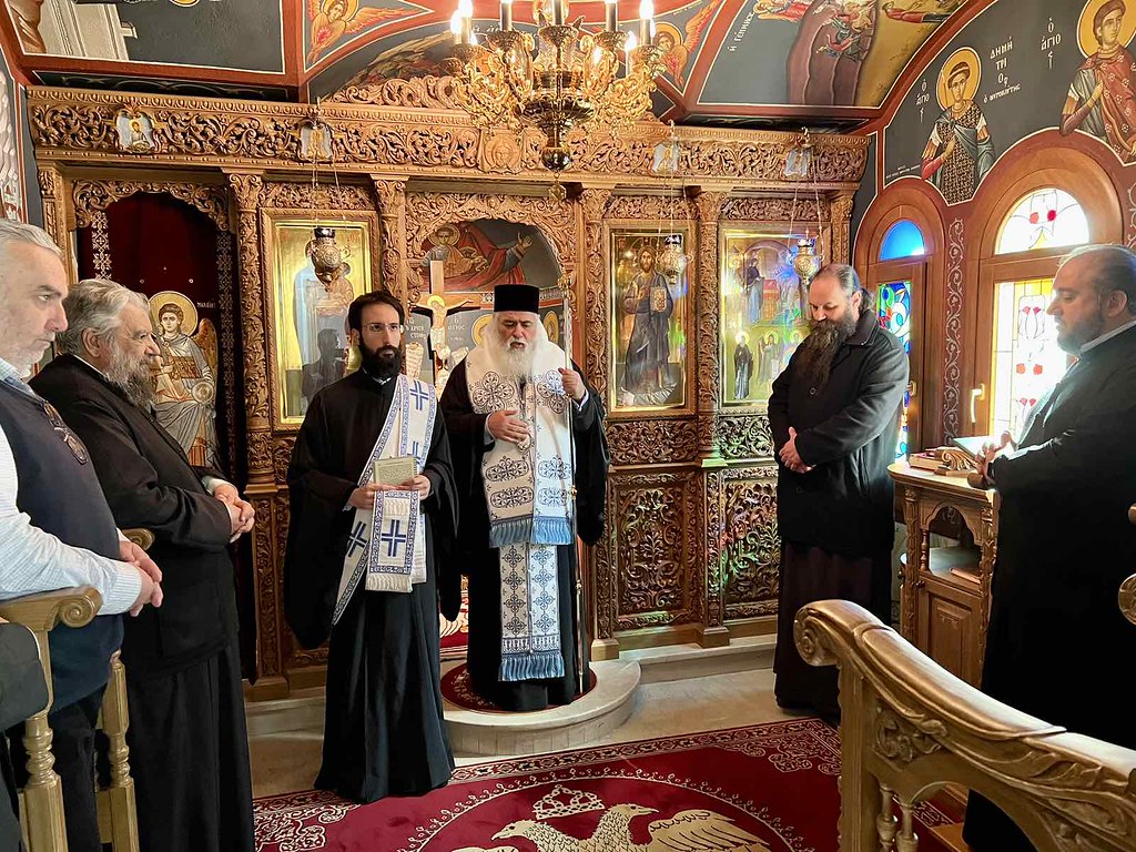Εκδημία Γεωργίου Κυρμελη στη Μητρόπολη Νεαπόλεως | Dogma