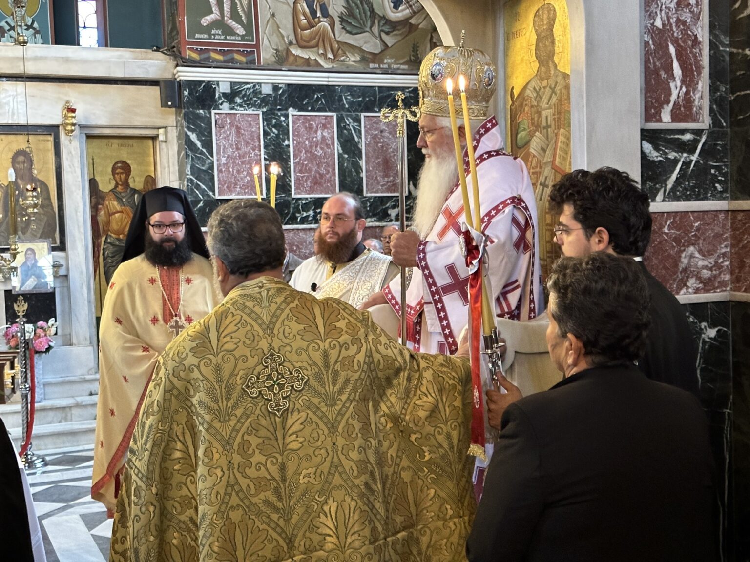 Θεία Λειτουργία στον Ιερό Ναό Τιμίου Προδρόμου Κυριακίου | Dogma