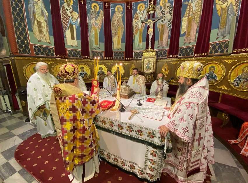 Ιερά Αγρυπνία στη Μητρόπολη Κορίνθου (ΦΩΤΟ) | Dogma