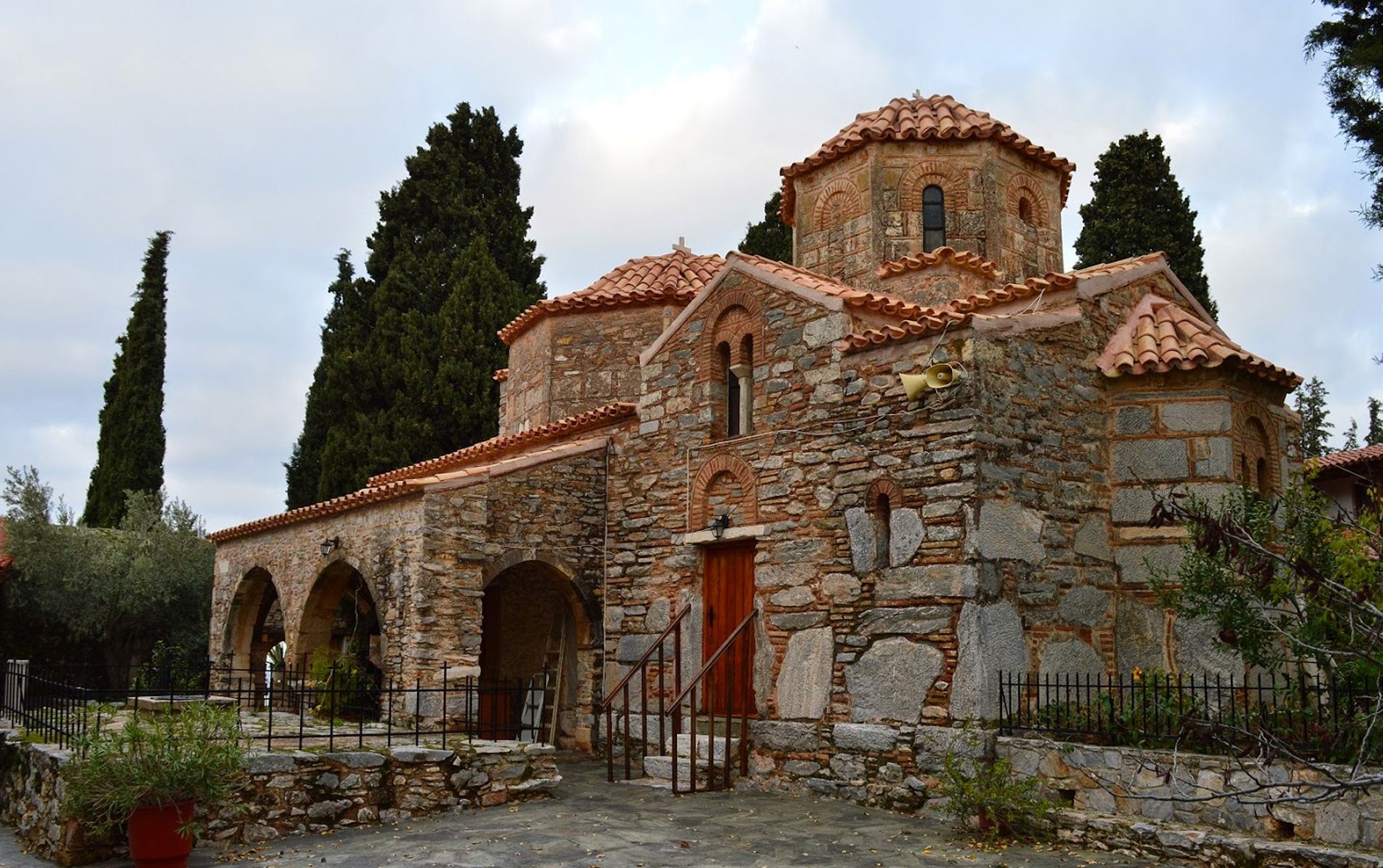 Ιερά Μονή Αγίου Ιωάννου του κυνηγού | Dogma