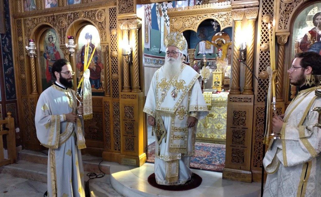 Στην δοκιμαζόμενη Νέα Αγχίαλο λειτούργησε ο Δημητριάδος Ιγνάτιος | Dogma