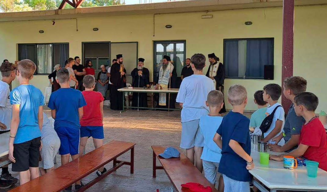Ο Κρήτης Ευγένιος κοντά στα παιδιά | Dogma