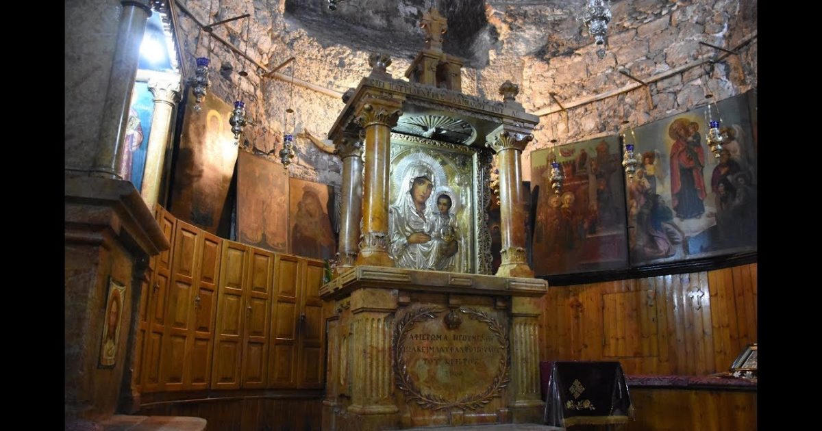 Στον Τάφο της Παναγίας, στη Γεθσημανή (Βίντεο) | Dogma