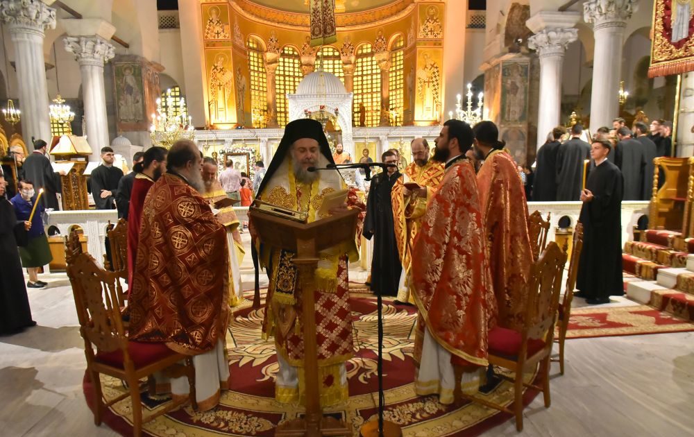 Η Θεία Λειτουργία του Αγίου Ιακώβου του Αδελφοθέου στον Ιερό Ναό Αγίου ...