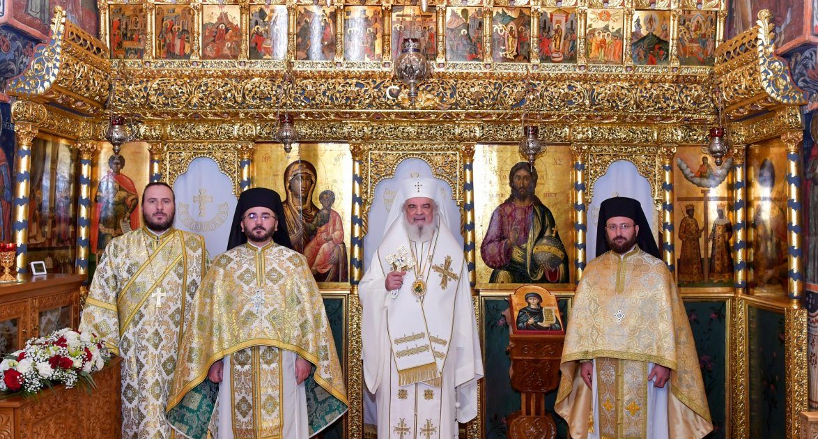 Πανηγύρισε το παρεκκλήσιο του Πατριαρχικου Μεγάρου της Ρουμανίας επί τη ...