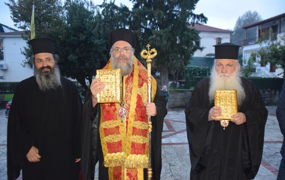 Υποδοχή Ιερών Λειψάνων και πνευματικές ομιλίες στον Ιερό Μητροπολιτικό ...