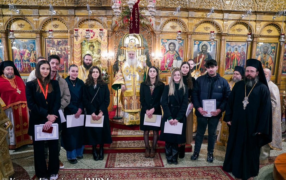 Λαμπρά εορτάστηκε η Σύναξη της Υπεραγίας Θεοτόκου στη Νάουσα | Dogma