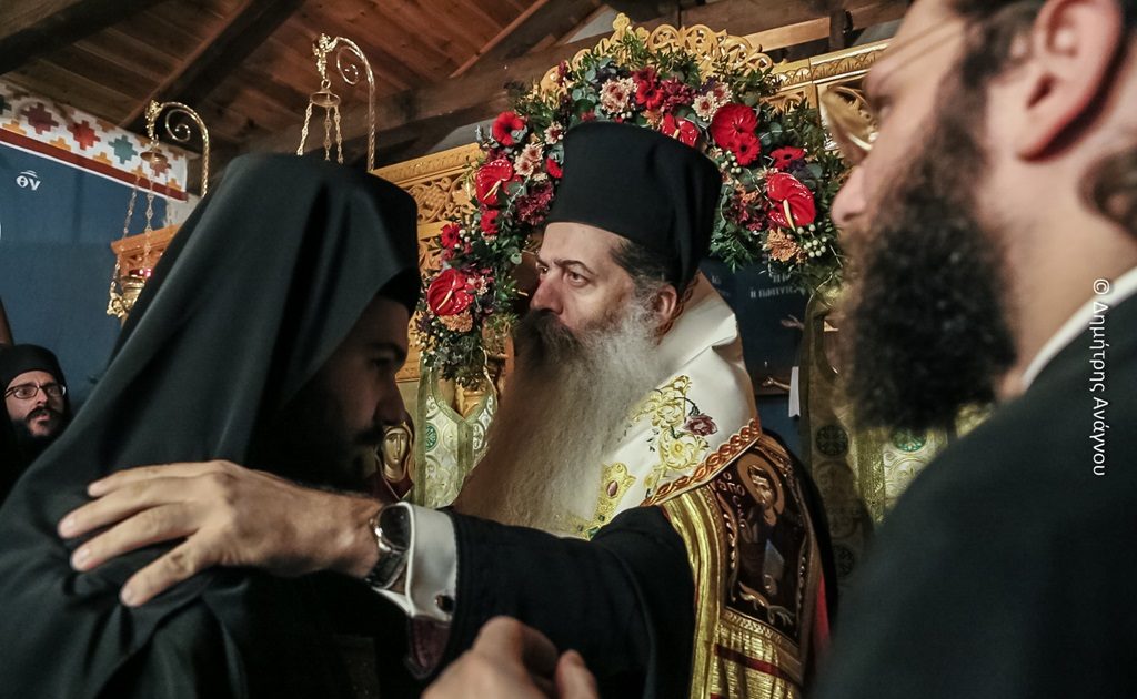 Κουρά νέου μοναχού στην Ι.Μ. Αγίου Αθανασίου Περιβλέπτου Δυτ. Φθιώτιδος ...