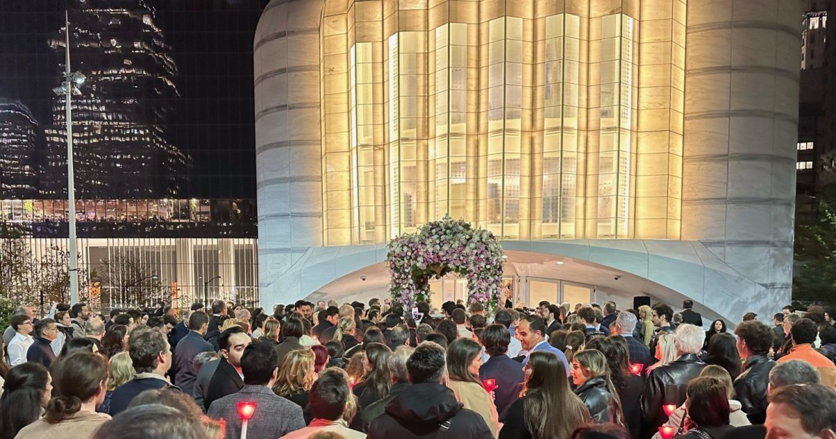 Λαμπρή η Περιφορά του Επιταφίου στον Αγιο Νικόλαο στο «Σημείο Μηδέν ...