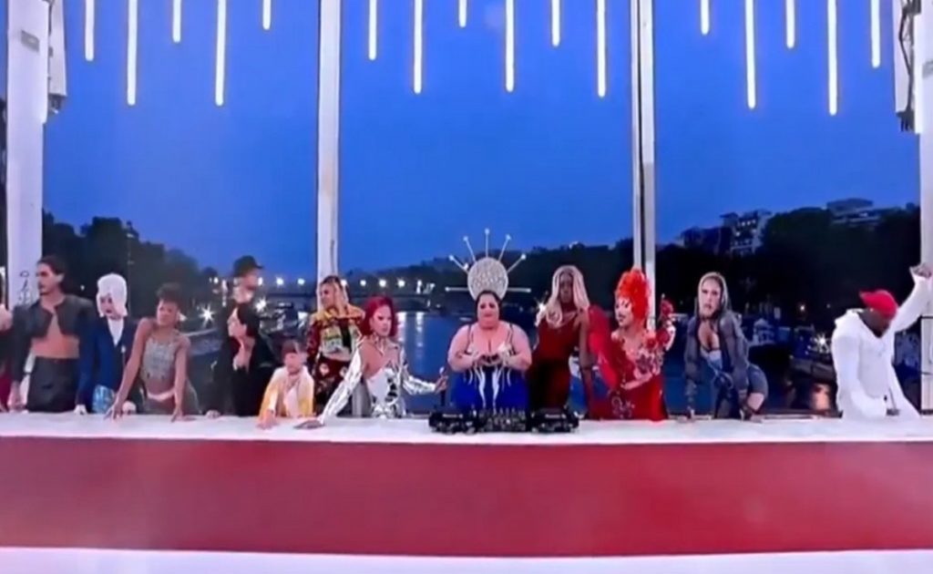 Γαλλική Καθολική Εκκλησία για Τελετή Έναρξης: Λυπούμαστε βαθιά για τον ...