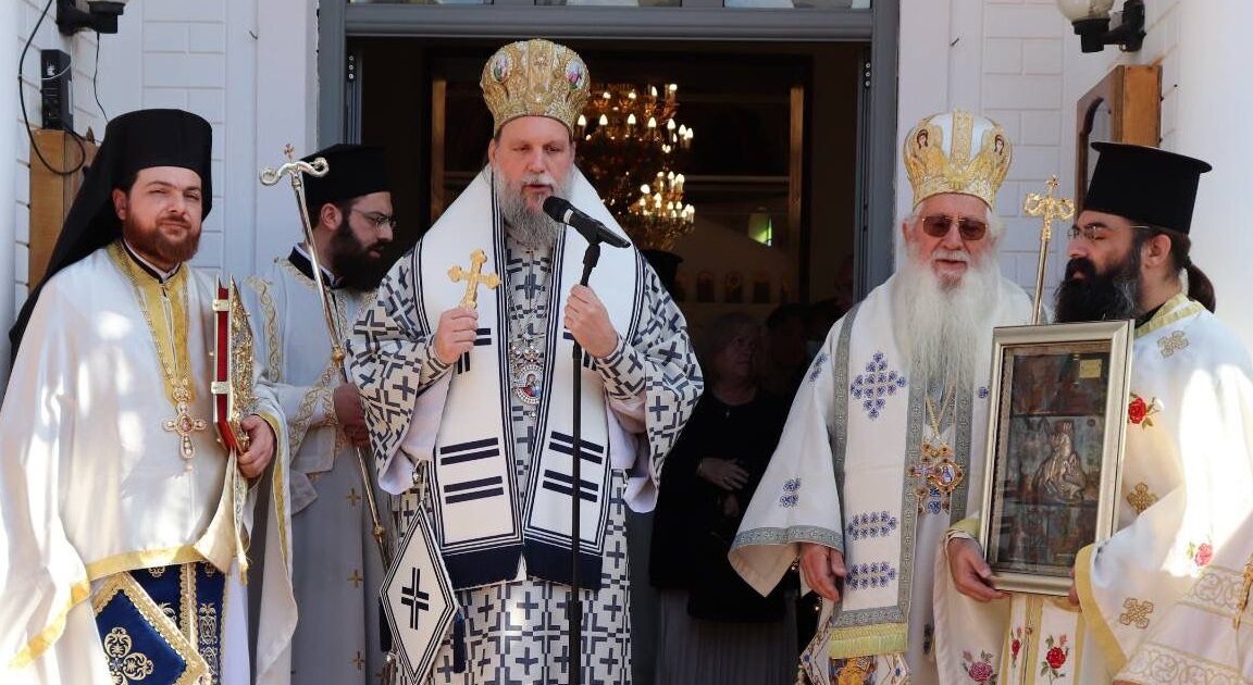 Μεταφορά Ιεράς Εικόνας Αγίας Ζώνης εκ Παντειχίου Κωνπόλεως στον Ι.Ν. Αγ ...