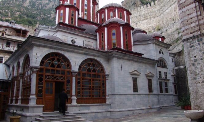 Πού βρίσκονταν ο Χριστός από 13 έως 30 ετών - Τα άγνωστα χρόνια της ...