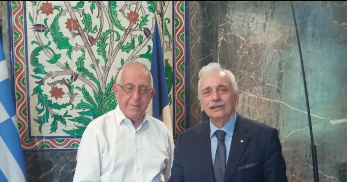 Ο Πρόεδρος του Ελληνικού Ερυθρού Σταυρού συναντήθηκε με τον Πρόεδρο της ...