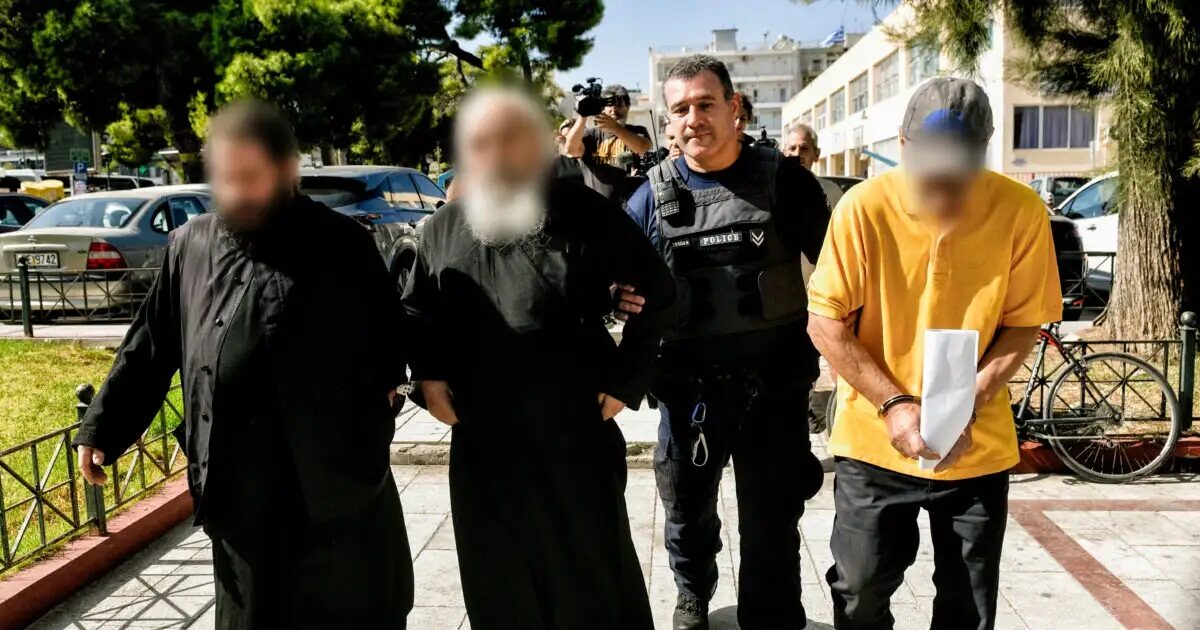 Καλάβρυτα: Ευαγγέλιο που ορκίζονταν οπλαρχηγοί της Επανάστασης του 1821 ...