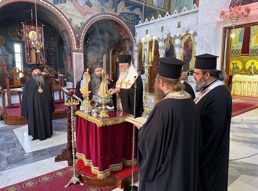 Αγιασμός στο Εργαστήρι Εκκλ. Τεχνών της Μητρόπολης Κορίνθου | Dogma