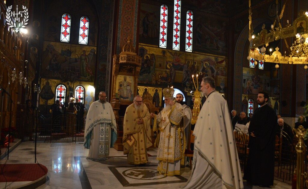 Αρχιερατική Θεία Λειτουργία στον Ιερό Ναό Μεταμορφώσεως Σωτήρος ...