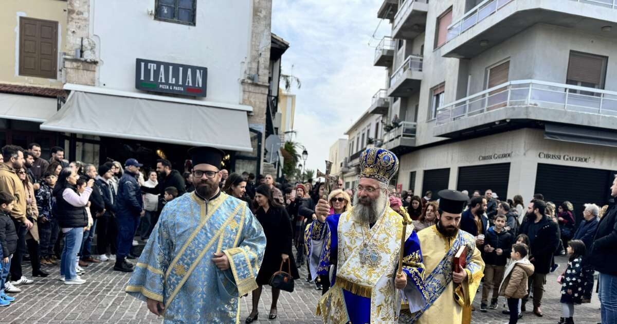 Τα Άγια Θεοφάνεια στην Ιερά Μητρόπολη Ρεθύμνης και Αυλοποτάμου | Dogma