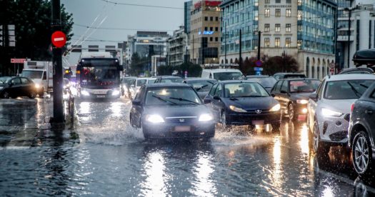 Ναός: Πώς προσκυνούμε τις εικόνες, με ποια σειρά; | Dogma